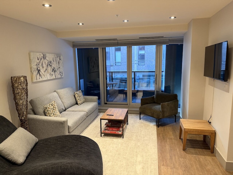 Beautiful 2 Bed, 2 Bath In Prime Downtown Halifax - 哈利法克斯