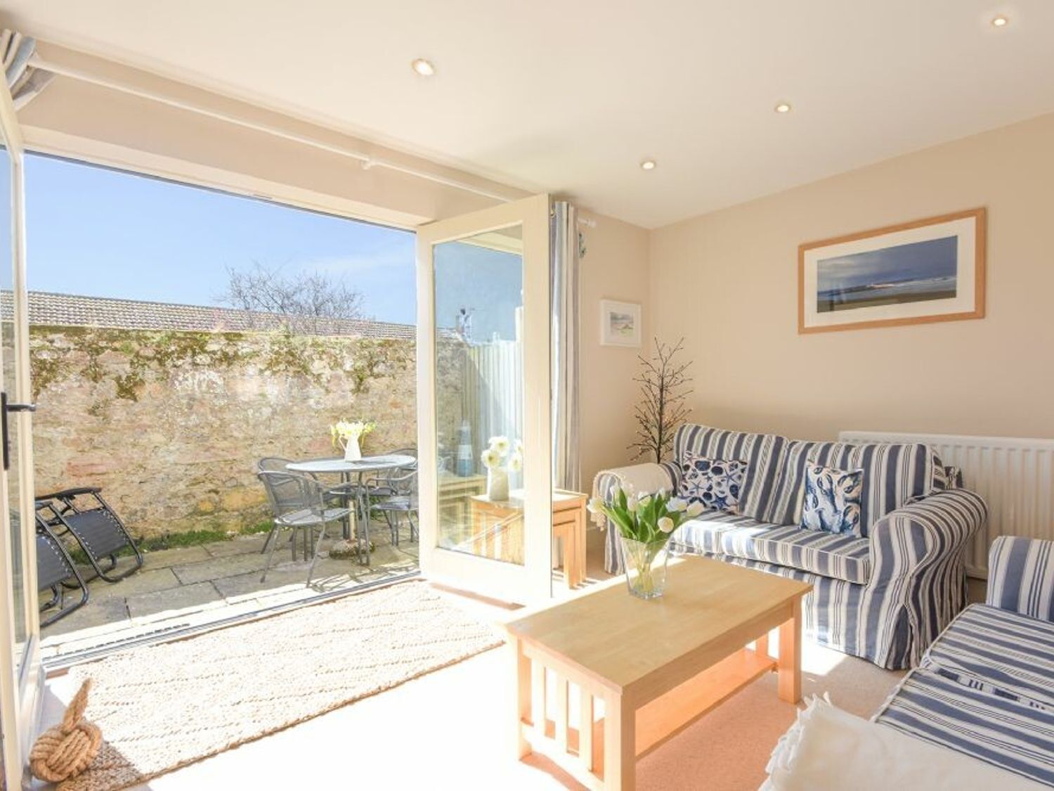 Smugglers Cove 7, Pet Friendly, Character Holiday Cottage In Beadnell - Seahouses