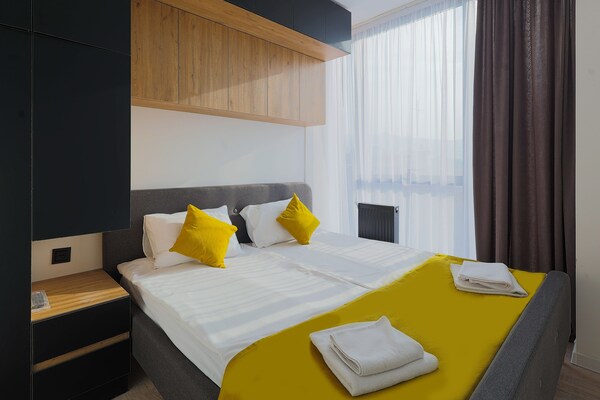 Welcome Republic Square Apartments - Ereván