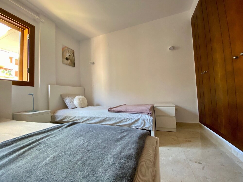 Spectacular apartment in residential complex with swimming pools and ...