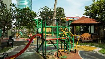 Área de recreio para crianças (ao ar livre)
