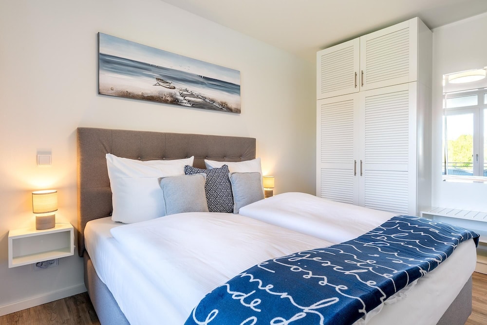 Barrierearmes Apartment Mit Loggia In Strandnähe Und Mit Schönem Blick Zum Park - Timmendorfer Strand
