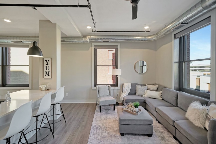 Newly Renovated Condo In Downtown Lincoln, Ne! - Nebraska