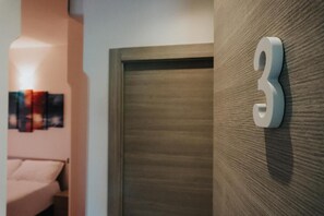 1 quarto, edredões de penas, Wi-fi grátis, roupa de cama fornecida 