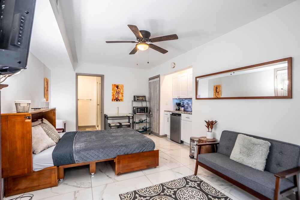 Vacation Nude! Paradise Lakes Clothing Optional M5! - Land O' Lakes | Vrbo