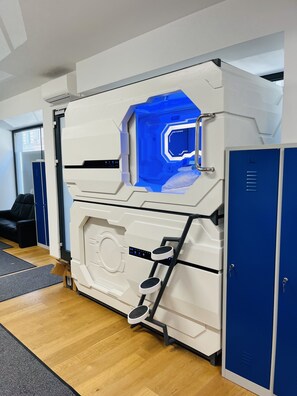 Dormitório compartilhado | Cofres nos quartos, Wi-Fi de cortesia