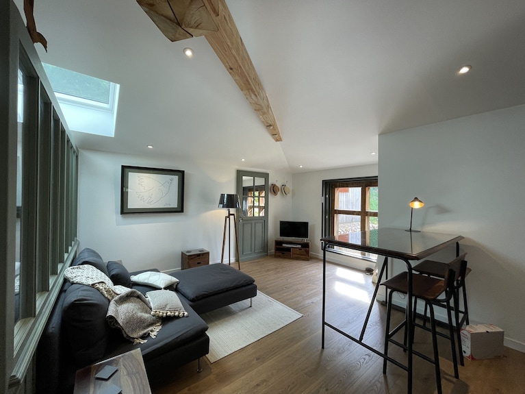 Indépendance Tranquillité Idéal Déplacement Professionnel Escapade Amoureuse - Saint-Galmier