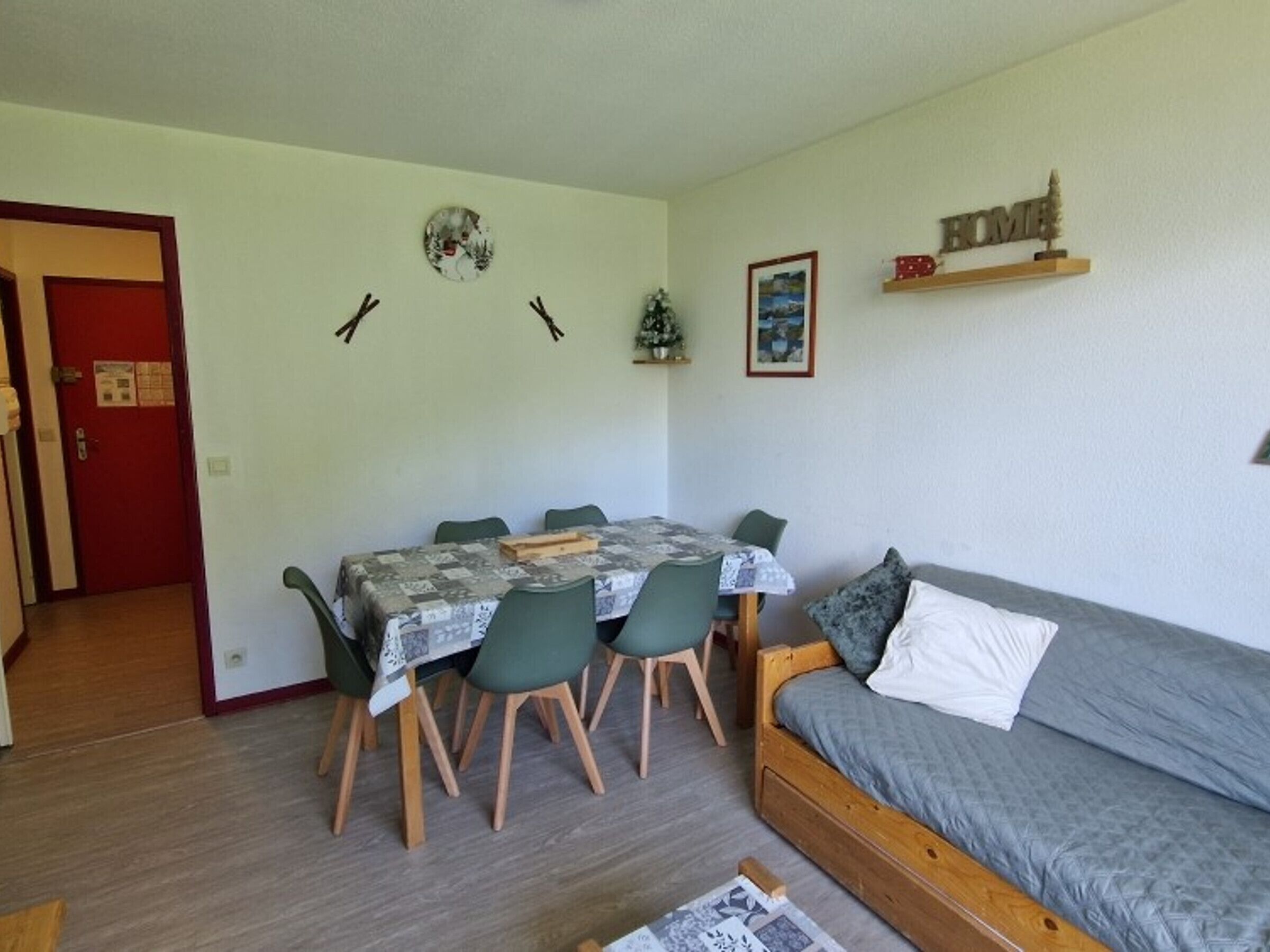 Appartement 6 Pers à Valfréjus, Près Des Pistes, Avec Balcon, Parking Gratuit Et éQuipements Bébé - Modane