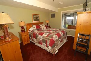 Apartamento em Condomínio Fechado, 1 quarto | 1 quarto, ferro/tábua de engomar, Wi-fi grátis