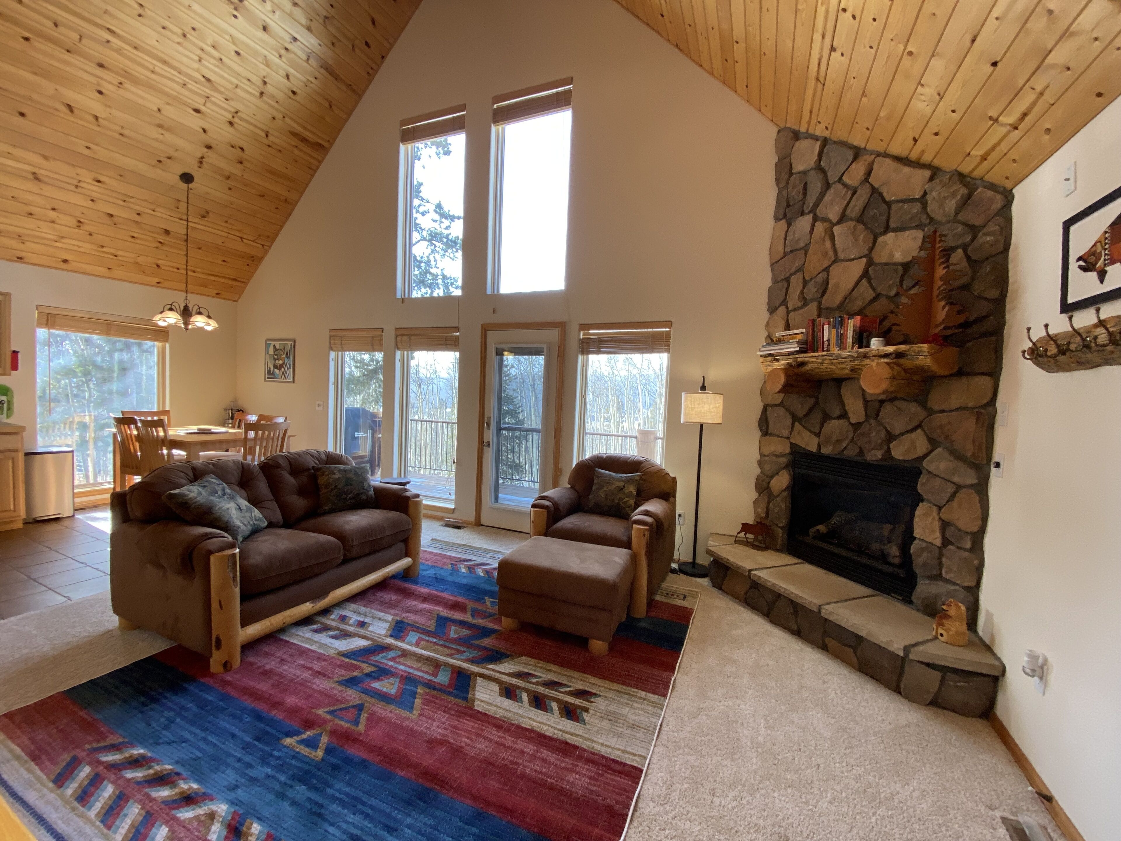 Beautiful, Pet Friendly, Game Room, Great Wifi - Happy Husky Hideaway - Fairplay, CO