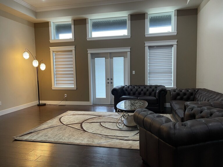 Gorgeous House On The Top Of The Mountain In Chilliwack - Chilliwack