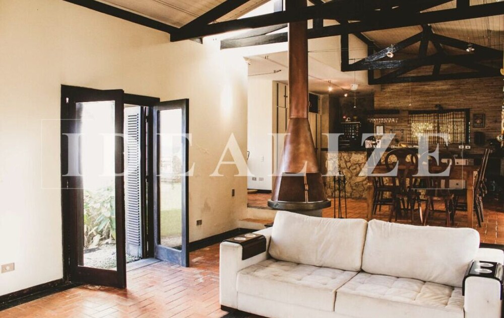 Very high standard house overlooking the Igaratá dam - Jacarei | Vrbo