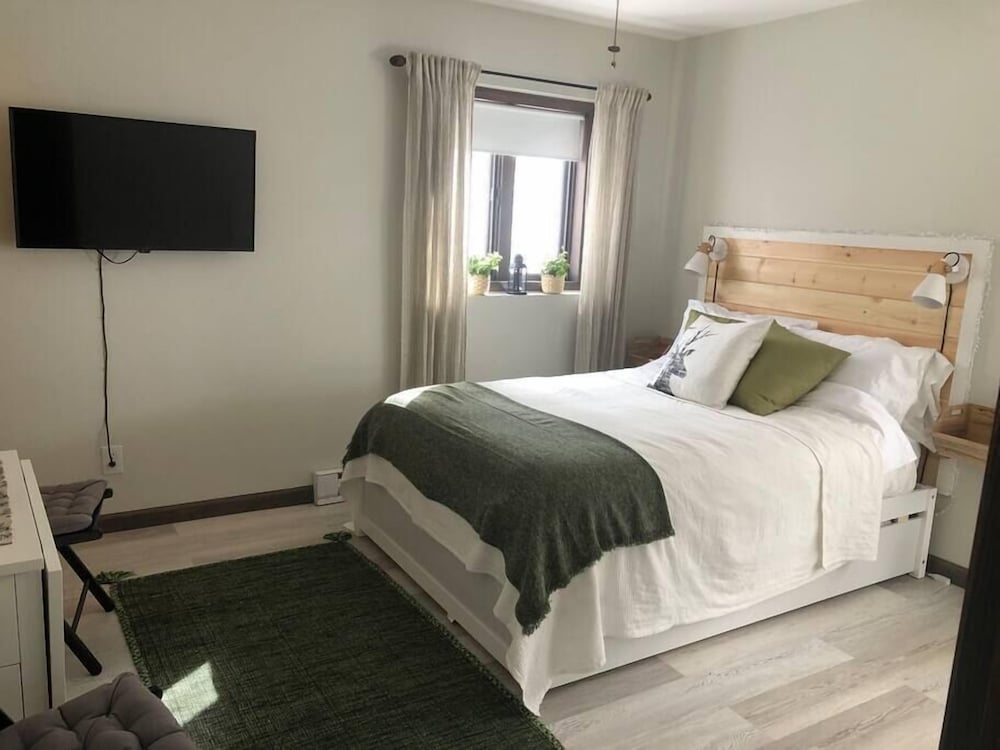 Pet Friendly Private Suite 5 Min From Resort - Sugar Mountain, NC