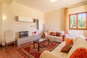 Villa Familiar, vários quartos (Villa With Volcano View) | Sala de estar