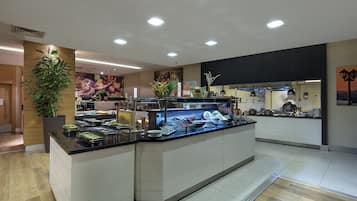 Café da manhã continental grátis todos os dias