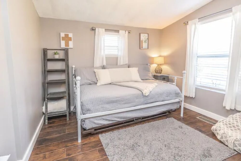 Camryn's Cottage - Hendersonville, NC