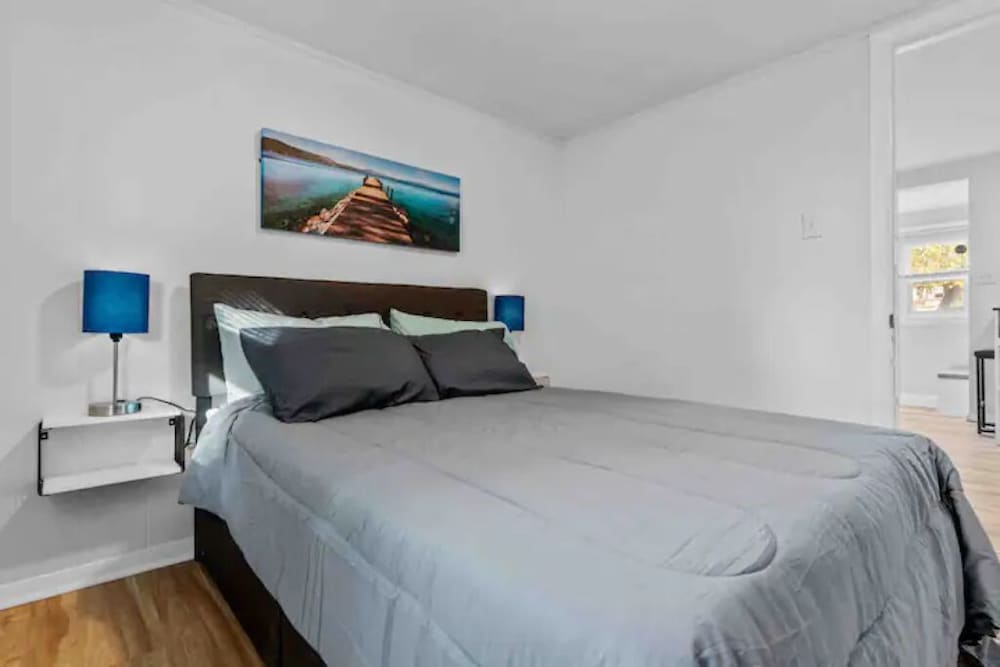 Cottage By The Sea - Rehoboth, MA