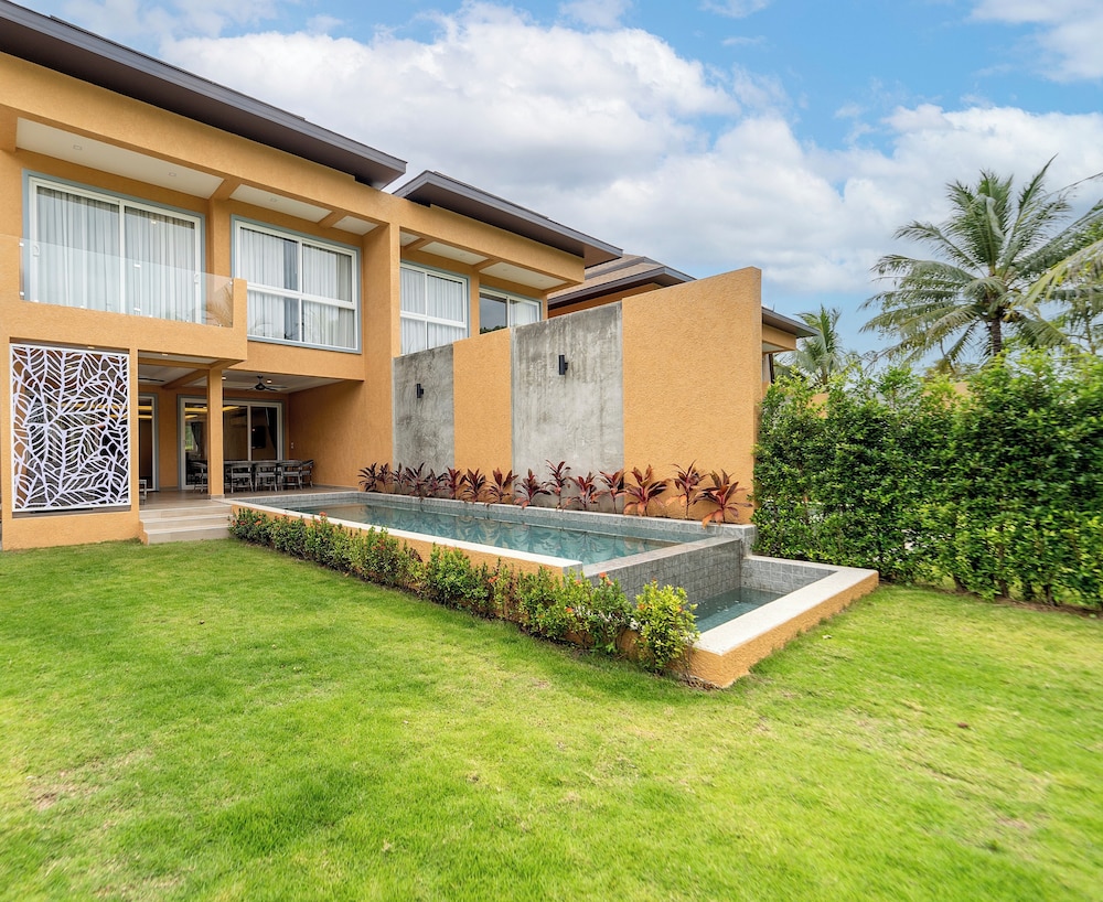 Blue Haven Bay Luxury Pool Villa - Ko Chang