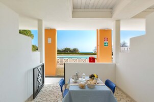 Apartamento | Vista para a água