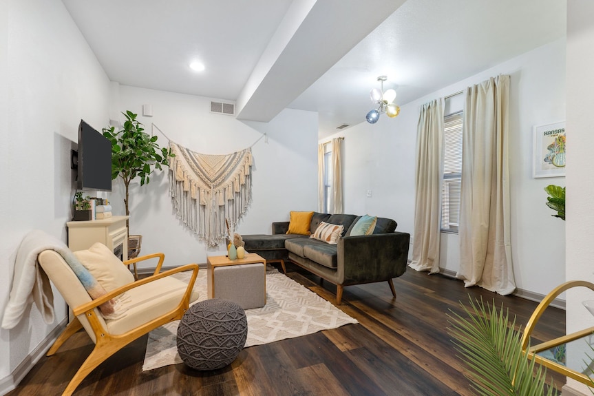 Columbus Park Duo - Lower 1 Bed Close To River Market And Downtown! - Kansas City, MO