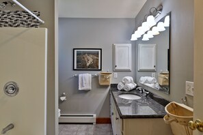 Casa, 3 quartos | Banheiro | Toalhas de banho 