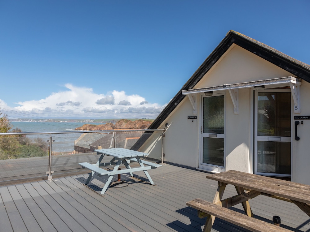 Goody - Hope Cove