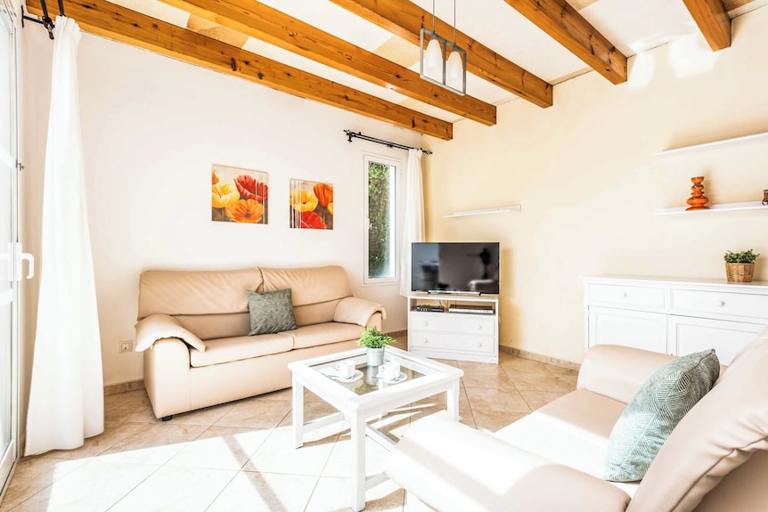 Villa Lucia - Trois Chambres Villa, Couchages 6 - Ciutadella de Menorca