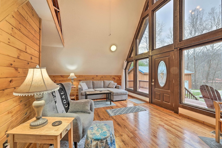 Cozy Yatesville Lake Cabin Rental In Louisa! - Kentucky