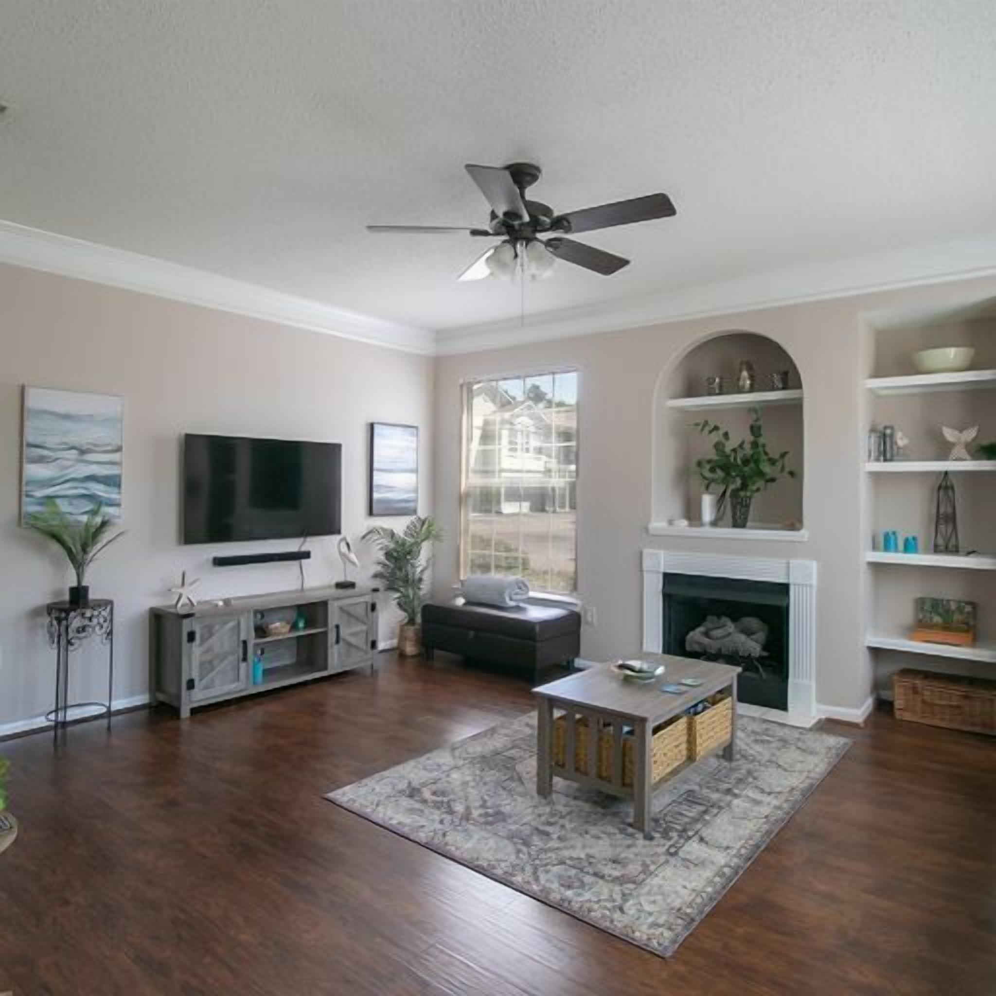 Legacy Villas 1901 Palm Tree Breeze  Just A Short Walk To The Beach - Gulfport, MS