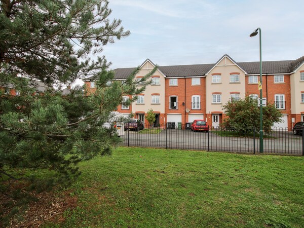 30 Poplar Close - Shrewsbury