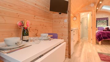 1 quarto, Wi-fi grátis, com decoração personalizada