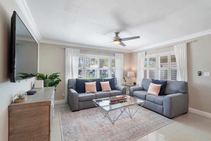 Family Compoundtiki Hut/close To Beachking Beds️no Pet Fee ️ - Fort Lauderdale