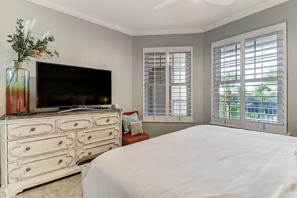 Oceanfront | Luxury Ocean Place Condo | Priceless Views | Adjacent to ...