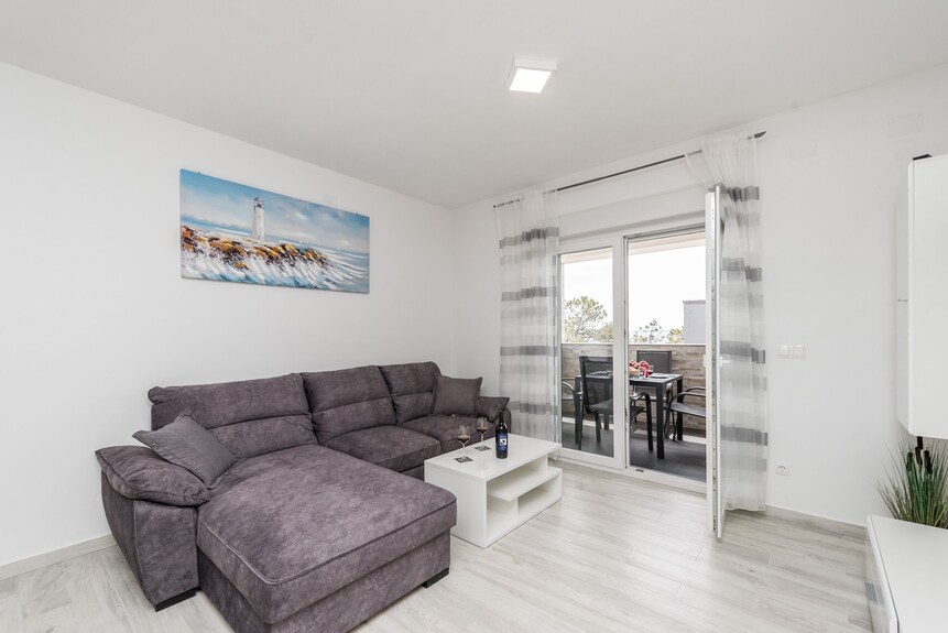 Apartments Bircic (29783-a1) - Vir - Island Vir - Vir