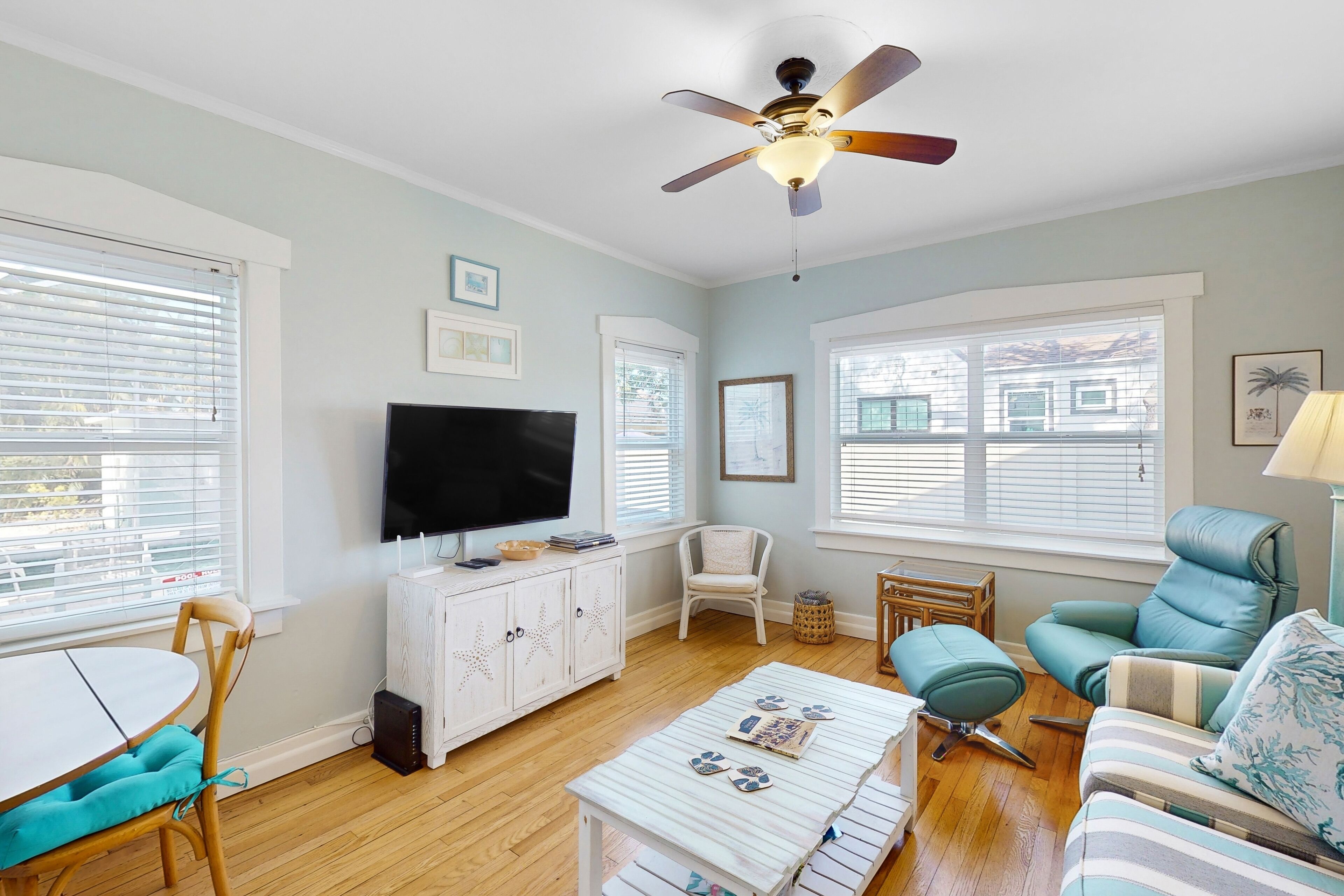 Dog-friendly Duplex With Outdoor Living Area - Walk To Beach/downtown - Venice, FL