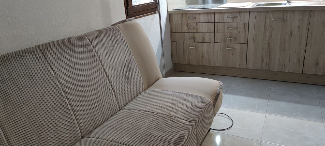 Completely Renovated 2-room Apartment In Large Architect-designed Villa - Sausset-les-Pins