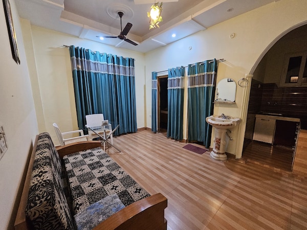 Jungle Corbett Castle - Uttarakhand