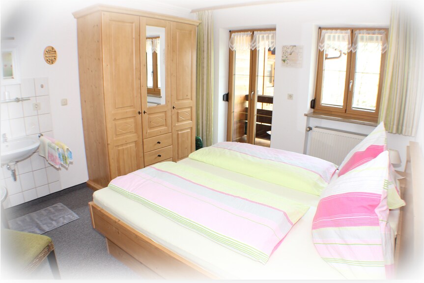 Tauernblick Vacation Apartment - So Close To Heaven! Maria- Gern, 4 Stars. - Berchtesgaden