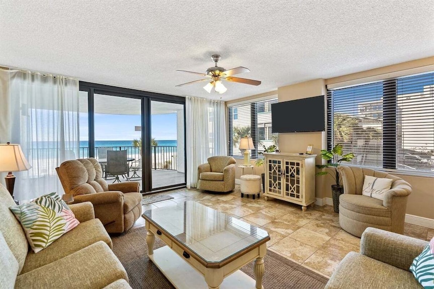 Watercrest 209- White-sands Getaway- Free Beach Chairs! - Panama City