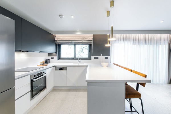 Suite with Terrace & Outdoor Jetted Tub | Cozinha privada | Um forno, uma placa de cozinha, uma cafeteira/bule