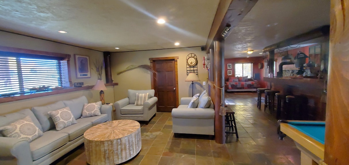 Private Mountain View Chalet W/ Hot Tub & Pool Table, Starlink Internet! - Fairplay, CO