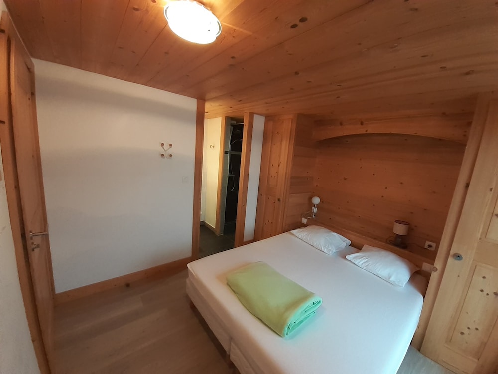 Appartement F2 Dans Chalet Face Au Mont Blanc (Animaux Non Acceptés) - Sallanches