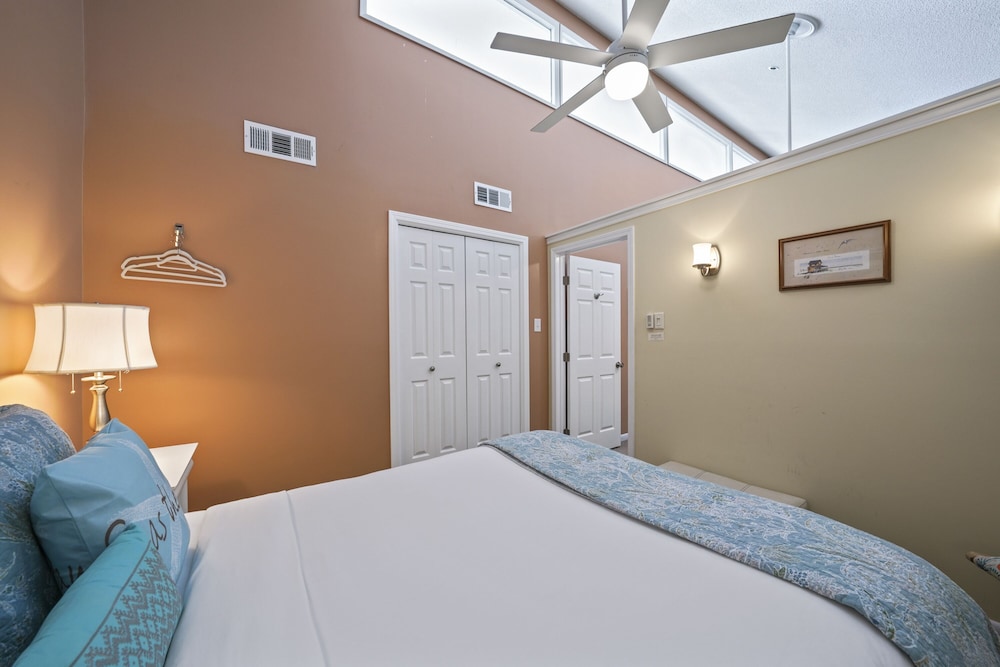3BR Penthouse condo w/ loft space! Cabana Club 401 - Destin | Vrbo