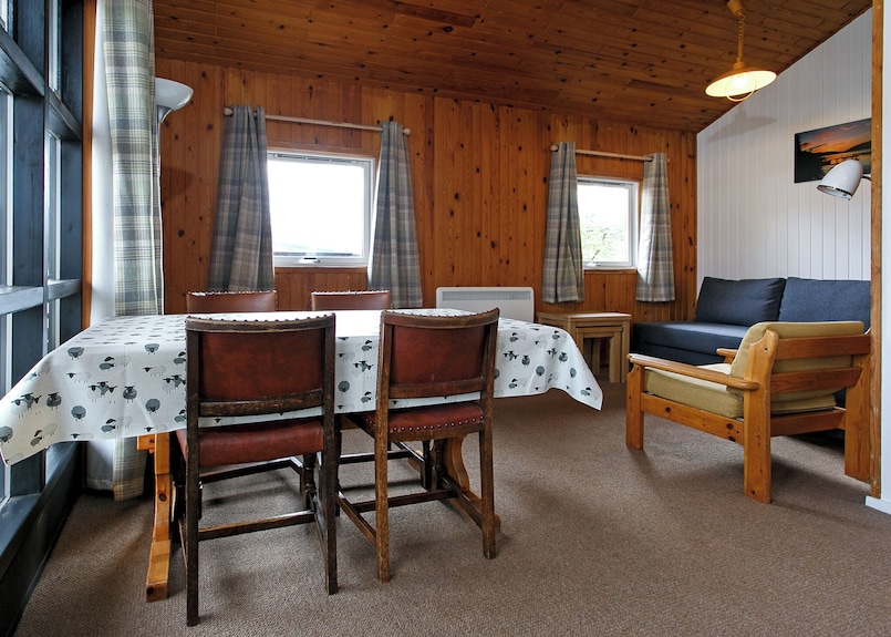 Comfortable Lodge With One Double And One Twin. - Scotland