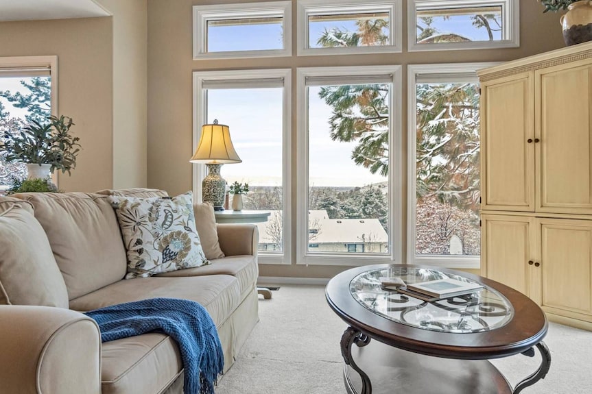 Exceptional Views & Luxurious Kitchen! Fireplace & Hot Tub | Min To Downtown & Bsu - ボイシ, ID