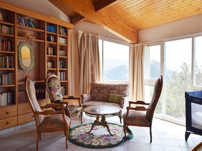 Retraite Avec Vue Sur La Montagne, Diois - Die