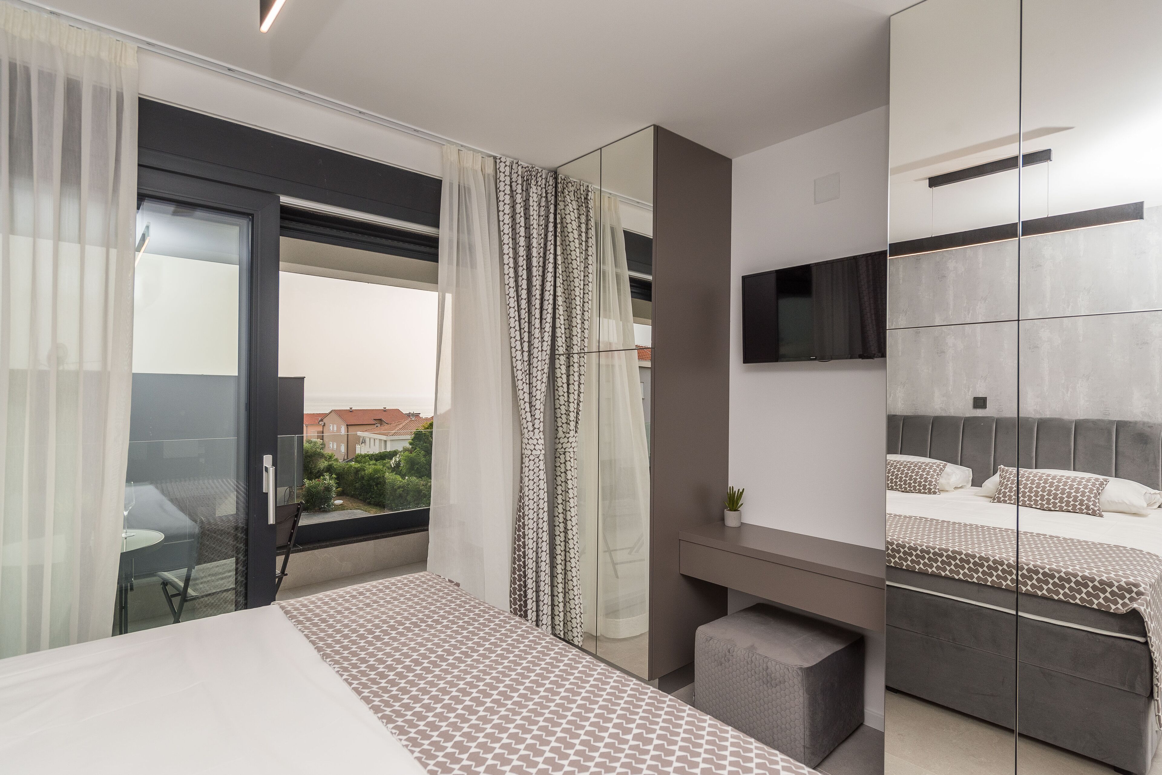 Vila superluxo, 3 quartos, piscina particular, vista para o mar | 3 quartos, ferros/tábuas de passar roupa, Wi-Fi de cortesia