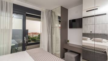 Vila superluxo, 3 quartos, piscina particular, vista para o mar | 3 quartos, ferros/tábuas de passar roupa, Wi-Fi de cortesia