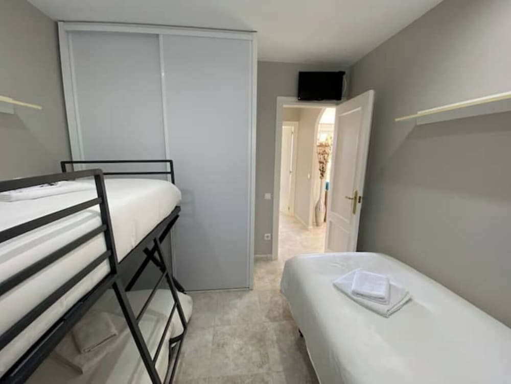Family Pool Apartment Vallpineda Sitges - Sitges