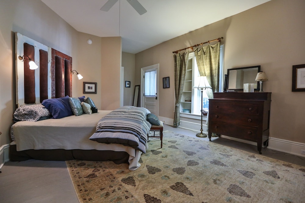 Black Sheep Inn And Spa - Finger Lakes, NY